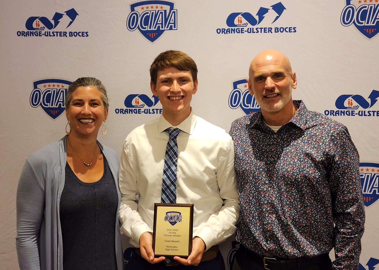 OCIAA names Owen Bassett and Liza Mitchell senior scholar athletes for ...